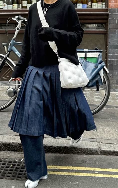 Pin Von Leticia Auf Wears Outfit Ideen Japanische Street Styles Outfit