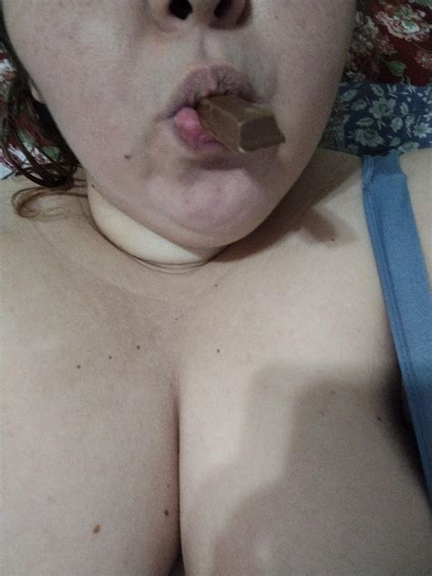 Kit Kat R MouthTongueLips