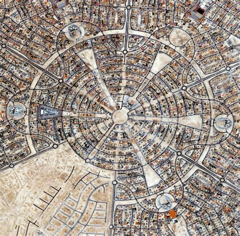 Radial City Plan Nine Examples Around The World Seen From Above Archdaily