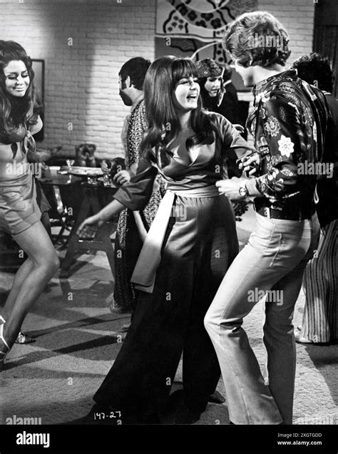 Dolly Read And Michael Blodgett In Beyond The Valley Of The Dolls 1970 Producer Director Russ