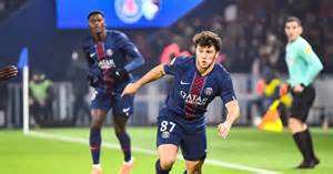 Vídeo João Neves Marca Pela Sexta Vez Em Cinco Jogos A Bola