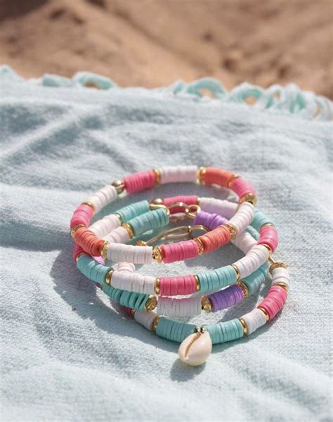 Pin By Elvierra Deifuss On Bracelets Beads Bracelet Design Preppy Bracelets Clay Bracelet