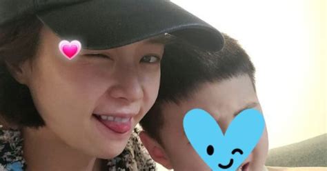 임신 황정음 혀 내밀고 윙크장난 꾸러기 면모 가득 스타in★