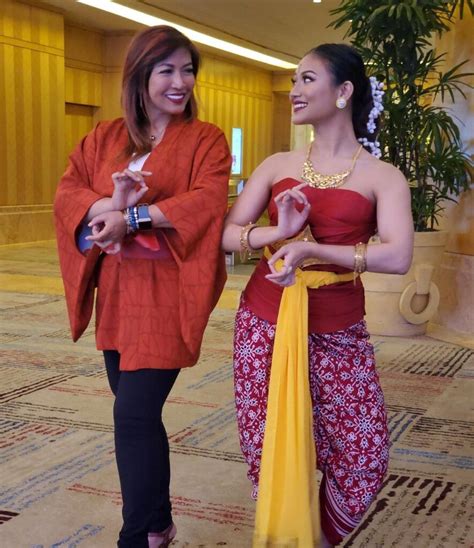 Hani Karmila Cecah Usia 27 And Iras Hani Mohsin Puan Sri Tiara Bangga