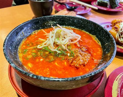 台北中山美食餐廳｜壽司郎スシロ 民權建國店。這樣吃迴轉壽司吃到飽又超省錢 閒閒小魚出遊中