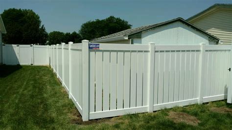 [150 Feet Of Fence] 6 Tall Semi Privacy 1 Air Space Afc 030 Vinyl Co