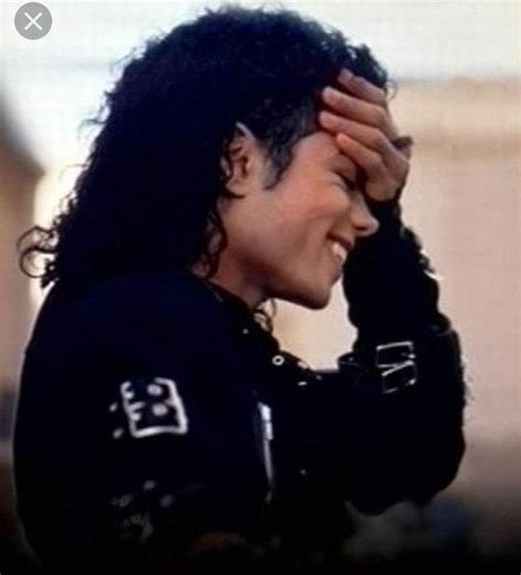 Pin By Bibi On Mikey Michael Jackson Michael Jackson Smile Michael