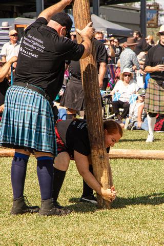History Of Caber Toss In Scottish Culture Hunter Valley Highland Games