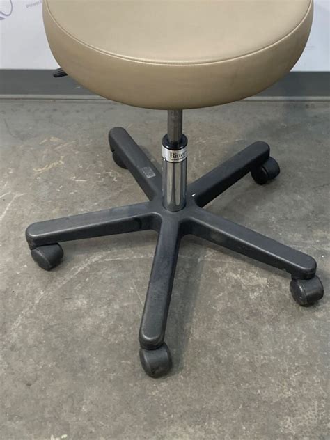 Used Midmark Ritter 273 001 232 Exam Stool Disposables General For Sale Dotmed Listing 5195344