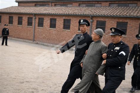 比汪精卫早八年叛国，判决后自己把自己作死了腾讯新闻