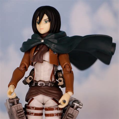 قیمت و خرید اکشن فیگور مدل انیمه اتک ان تایتان طرح میکاسا آکرمن