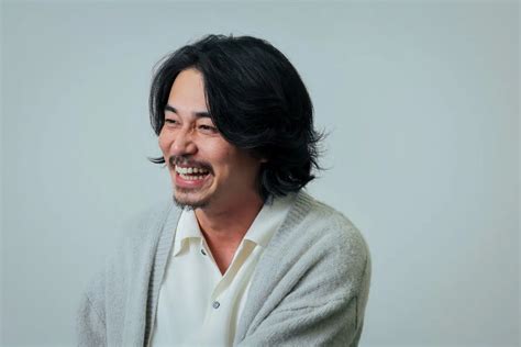 【東出昌大 実録インタビュー④】山の中だけがプライベートな空間。山暮らしで悟った、他人や自分との向き合い方｜趣味・生活｜田舎暮らしの本 Web