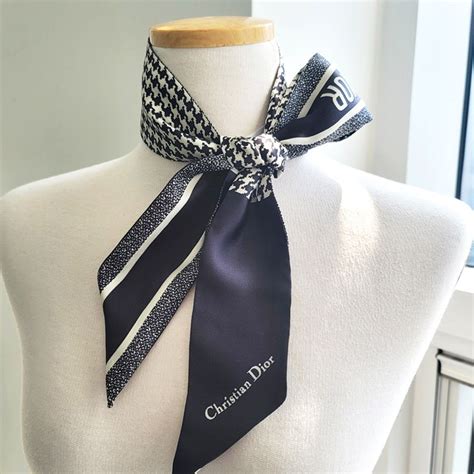 디올 국내백화점 디올 미차 트윌리 몽테인 오블리크 스카프 모음 위시버킷