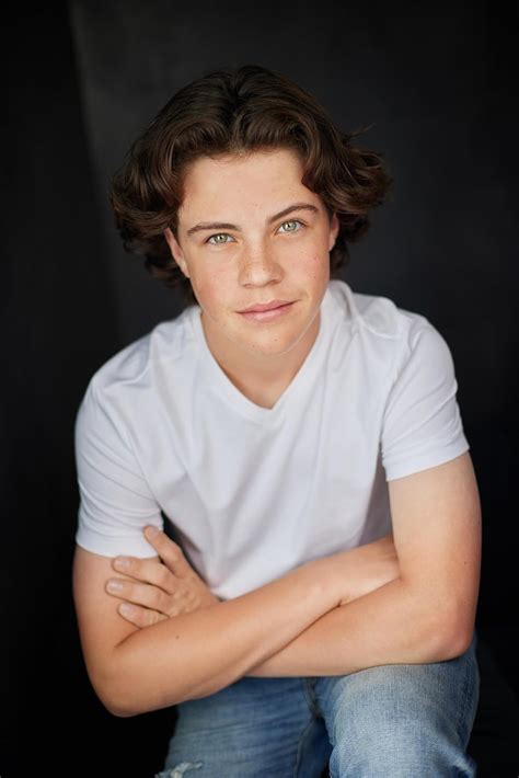 Finn Lee Epp Biography Imdb