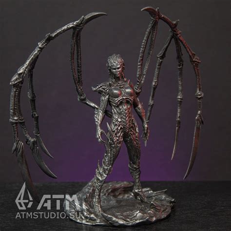 Sarah Kerrigan Collectible Figure Starcraft Atm