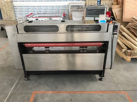 Copper Clad Laminate Cutting Machine Photo Chemical Etching Machine