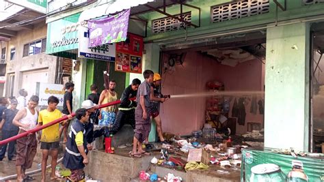 မြိတ်မြို့ ကန်ခေါင်းရပ်ကွက်တွင် ဟောင်းနွမ်းဆွေးမြေ့နေသော လျှပ်စစ်ဝါယာမ