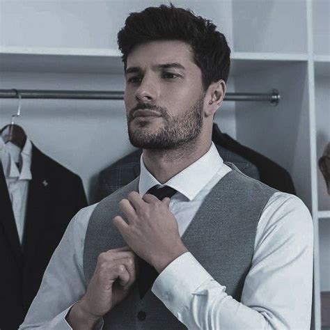 Declan De Terms And Conditions História De Fantasia