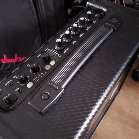 Fender Mustang 1 V2 Solid State Guitar Modeling Amplifier Hobbies