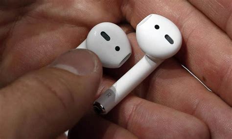 1 In 5 Airpod Owners Use Them During Sex