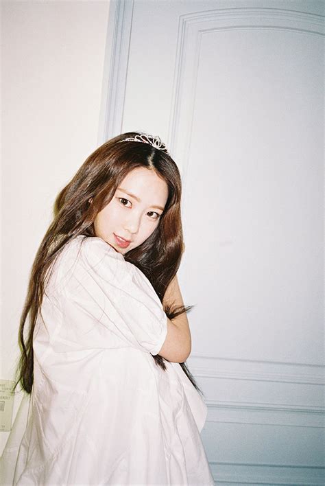 Criss Hallyu Oh My Girl Omg 오마이걸 Windy Day Teaser Image Part 4