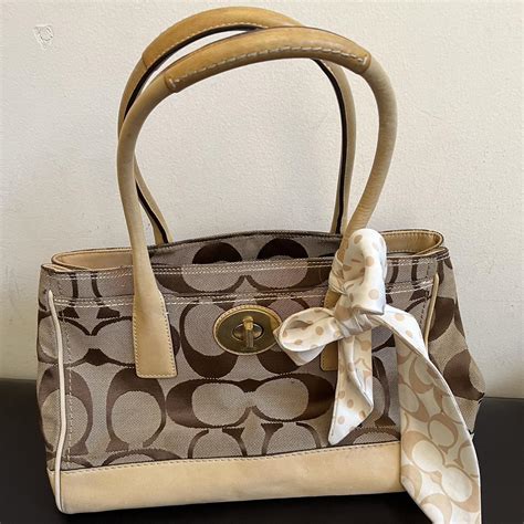 Y2k Coach Hampton Madeline Handbag Medium Size Depop