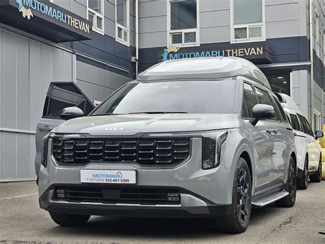 카니발 하이리무진 9인승 신차 아직도 밋밋한 순정 그대로 사실건가요