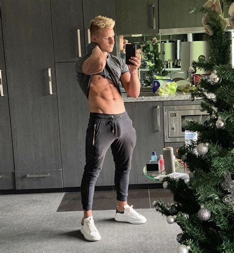 We Stan Pm For More Scrolller We Stan Pm For More Scrolller