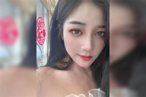 今晚别关窗，我想偷偷进你梦里。梦里