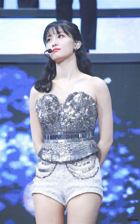 Momo R Momo