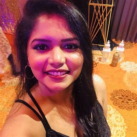 Black Singer 🖤 Youtube