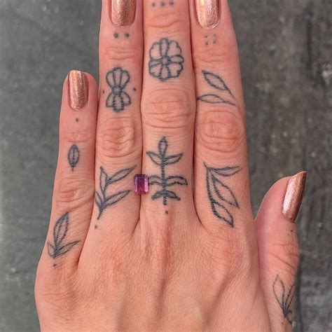 1 23ct Emerald Cut Winza Sapphire Emily Chelsea