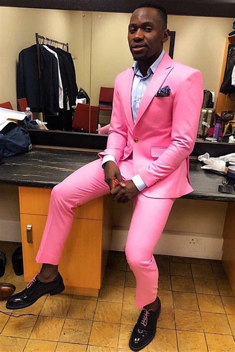 Shiny Pink Peak Lapel One Button Close Fit Prom Suits
