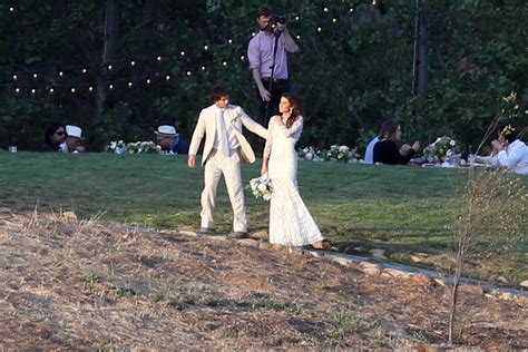 Nikki Reed Wedding Dress All The Details About The Stunning Brides Gown