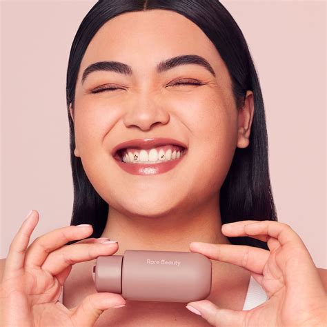 Find Comfort Mini Body Lotion Minibalsam Nawilżający Do Ciała I Rare Beauty ≡ Sephora