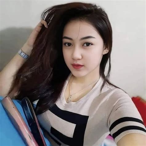 Aulia Aulia1702real • Threads Say More