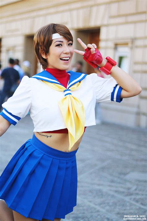 Street Fighter Sakura Cosplay