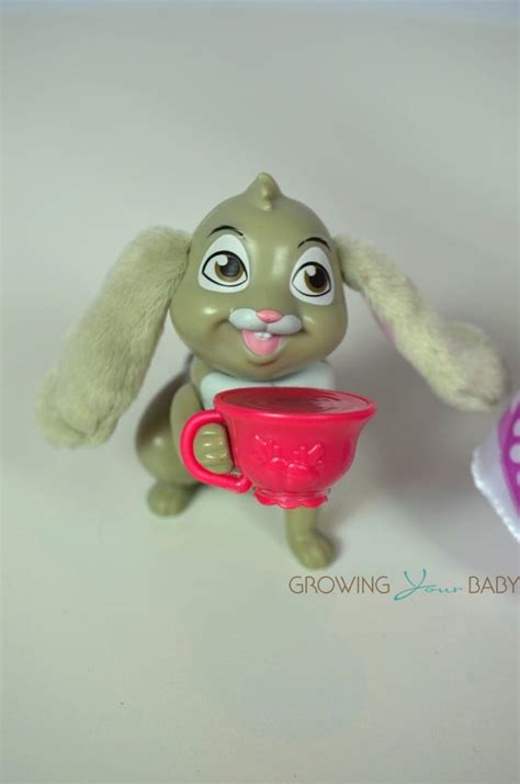 Hot For The Holidays ~ Sofia The First Tea Party Picnic Review Video