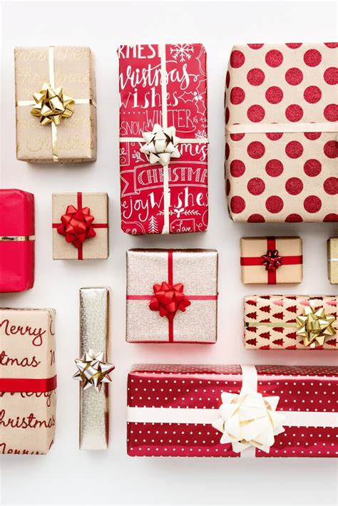 25 Minimalist Christmas T Wrapping Ideas Christmas T Wrapping Christmas T Packaging