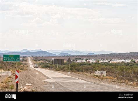 Start Of The Single Lane Concrete Road Between Willowmore And