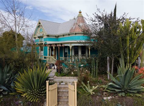 3407 E 4th St Los Angeles Ca 90063 4 Beds 2 Baths