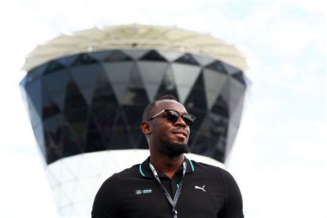 العداء الجامايكي بولت يختار أسرع لاعب في كرة القدم