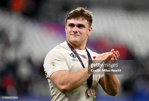 2 712 Theo Dan Photos And High Res Pictures Getty Images