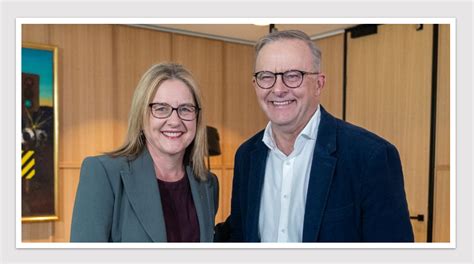 Prime Minister Officiates New World Class Melanoma Centre Health