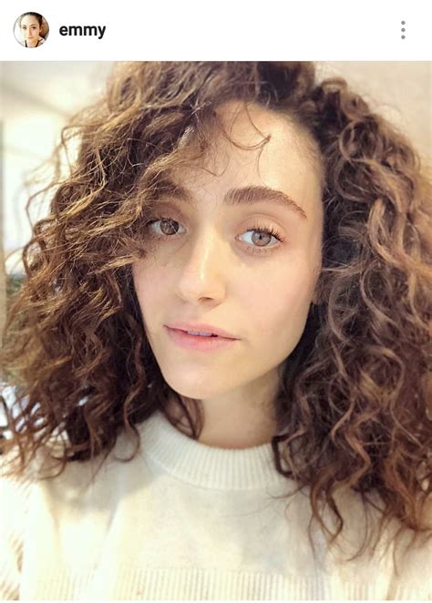 Pretty Girls With Curly Brown Hair And Brown Eyes Pretty Girls With Curly Brown Hair And Brown Eyes