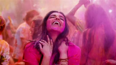 7 Ways To Ensure You Have A Colourful Enriched And Safe Holi