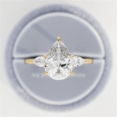 3 Carat Pear Shape Diamond Three Stone Engagement Ring E Vs1 Lab