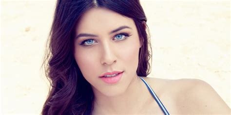 Video Η αδερφή της Demy είναι πιο Sexy από τη Demy Δείτε τη Manslife