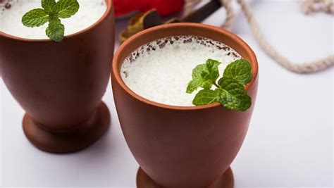 Lassi Vs Chaas What Is The Difference See Which One Is Healthier Ndtv Food
