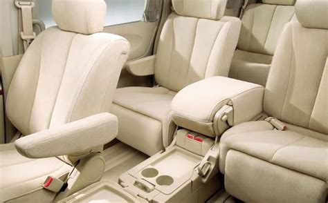 Luxury Nissan Elgrand With Elegant All White Leather Interior